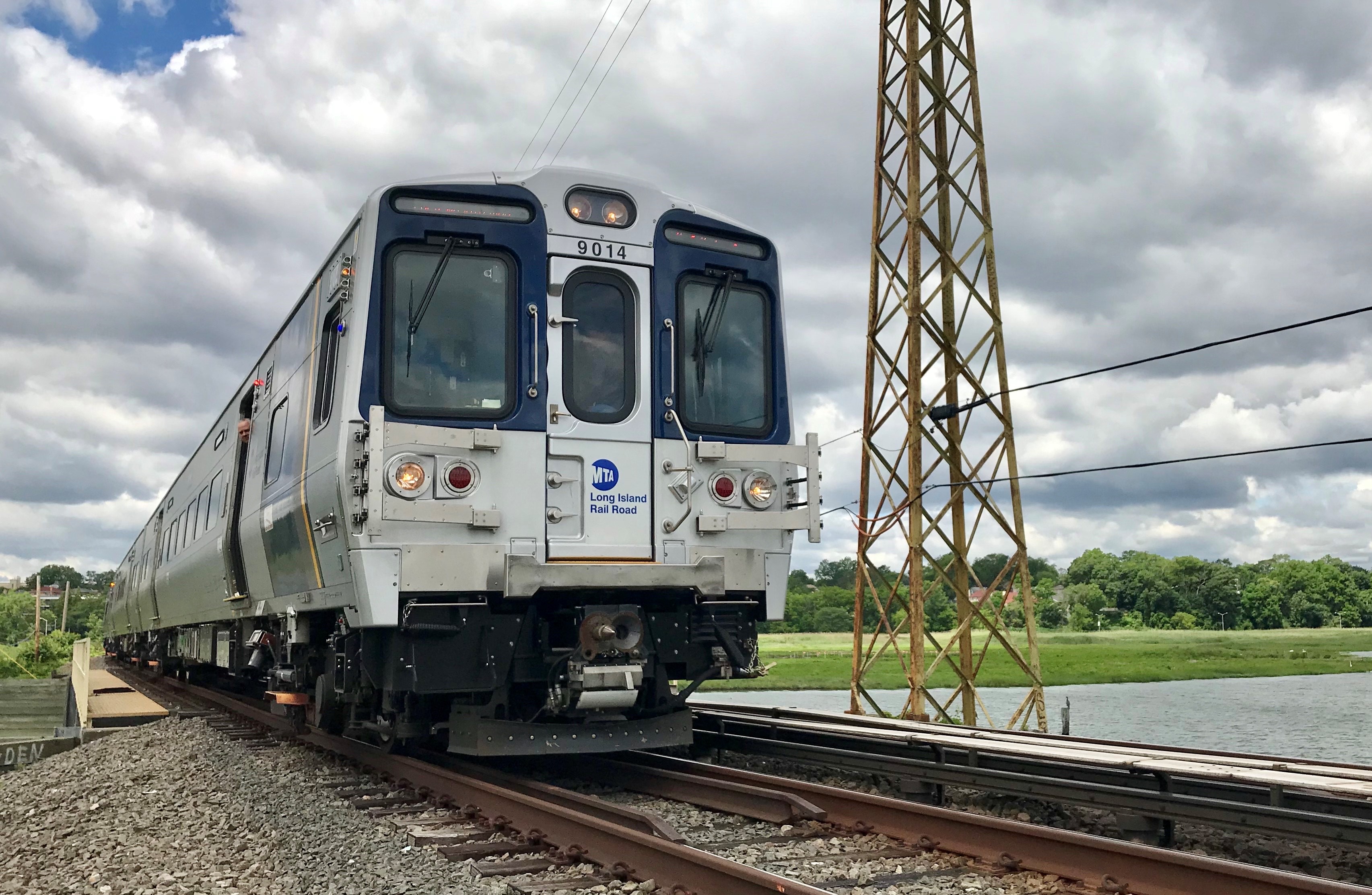 January 3: New LIRR Timetables in Effect